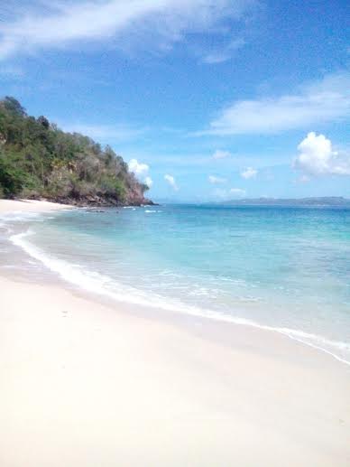 Pantai Pulisan, Pesona Tersembunyi di Minahasa Utara - Business Lounge