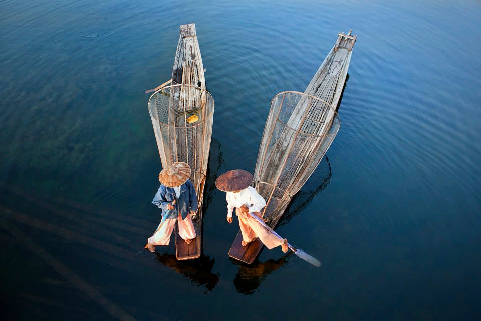 Pictures of Myanmar by Veronica Saver - Business Lounge